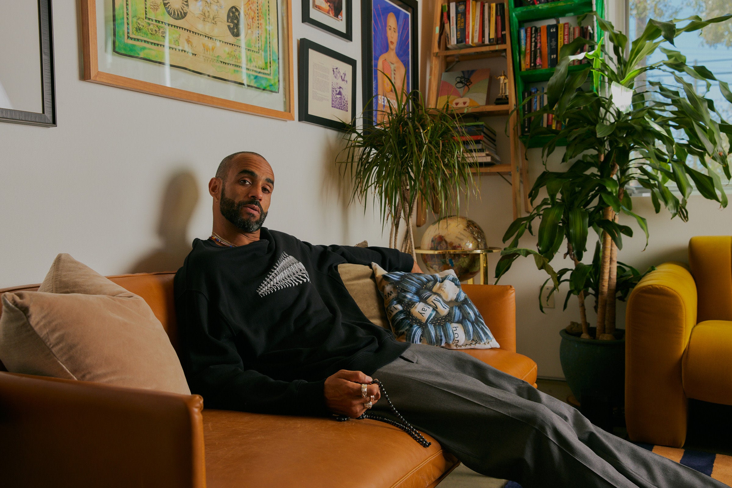 Sol Guy – Gossamer